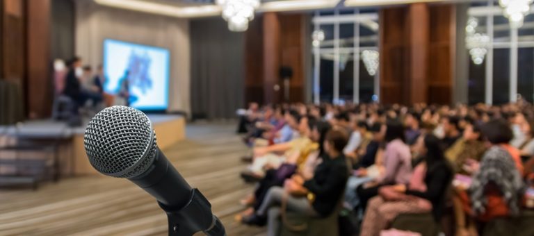 Saiba como organizar uma palestra memorável - Lets Blog